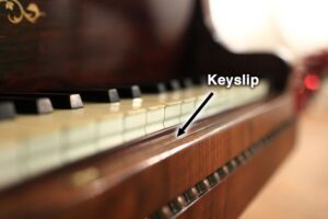 Why Are My Piano Keys Sticking? | Piano Corner